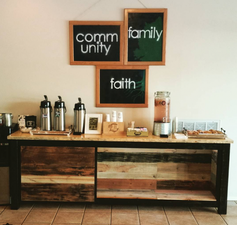 25+ Gorgeous Coffee Bar Ideas to Impress Your Friend