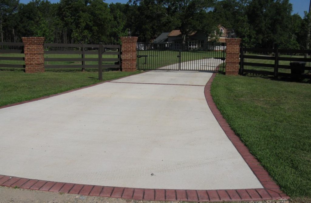 27 Mind-blowing Driveway Ideas You Absolutely Have to Try