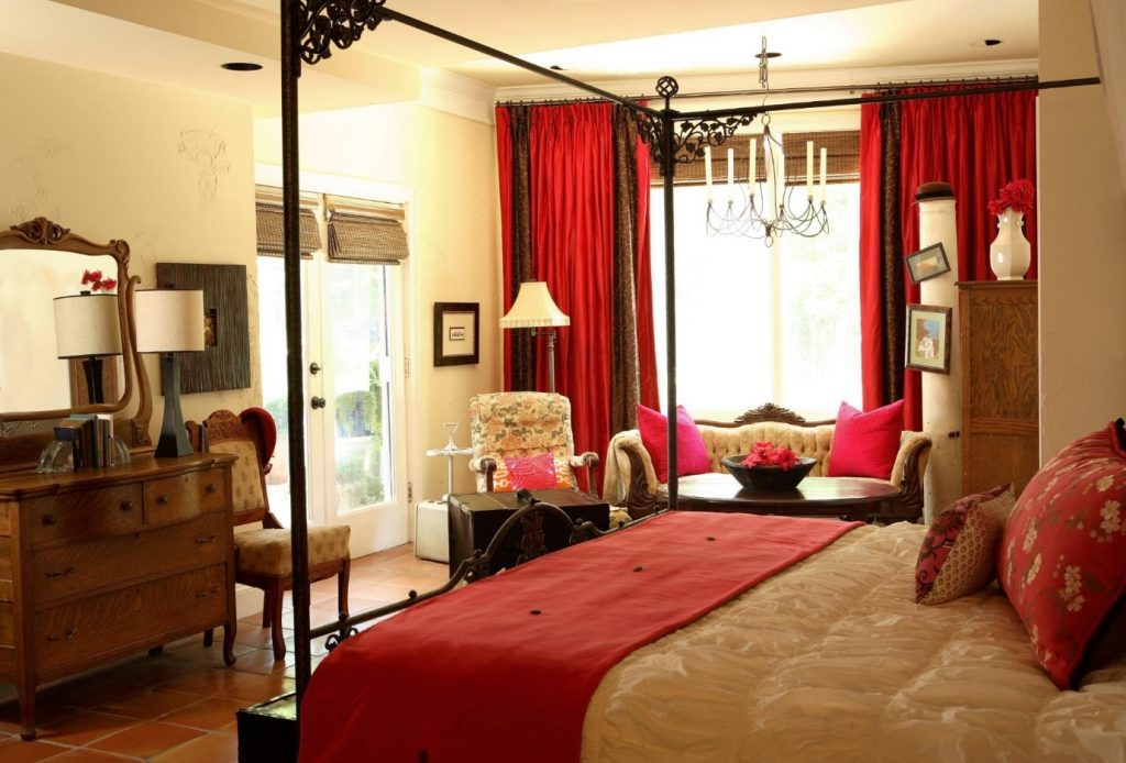 25 Exceptional Red Bedroom Ideas to Have This Year